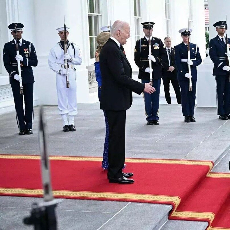 Jaron Lewis Serves In United States Navy Ceremonial Guard – Access ...
